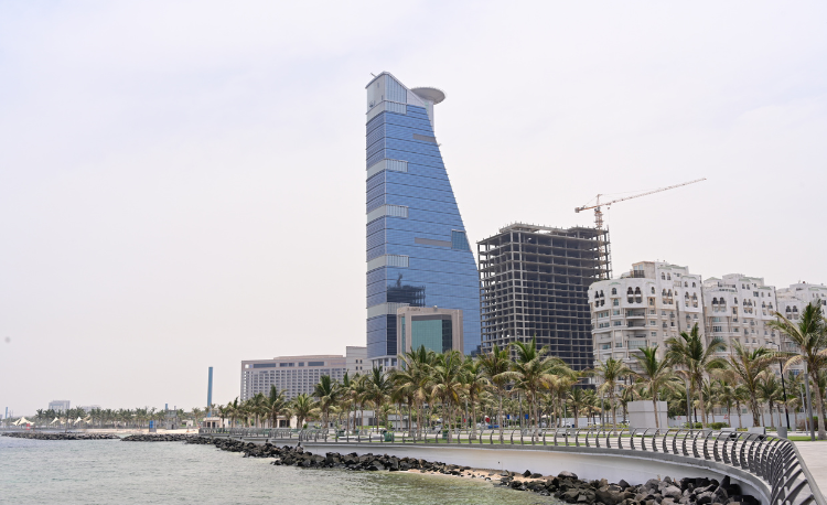 8 Great Places to Enjoy a Refreshing Walk in Jeddah