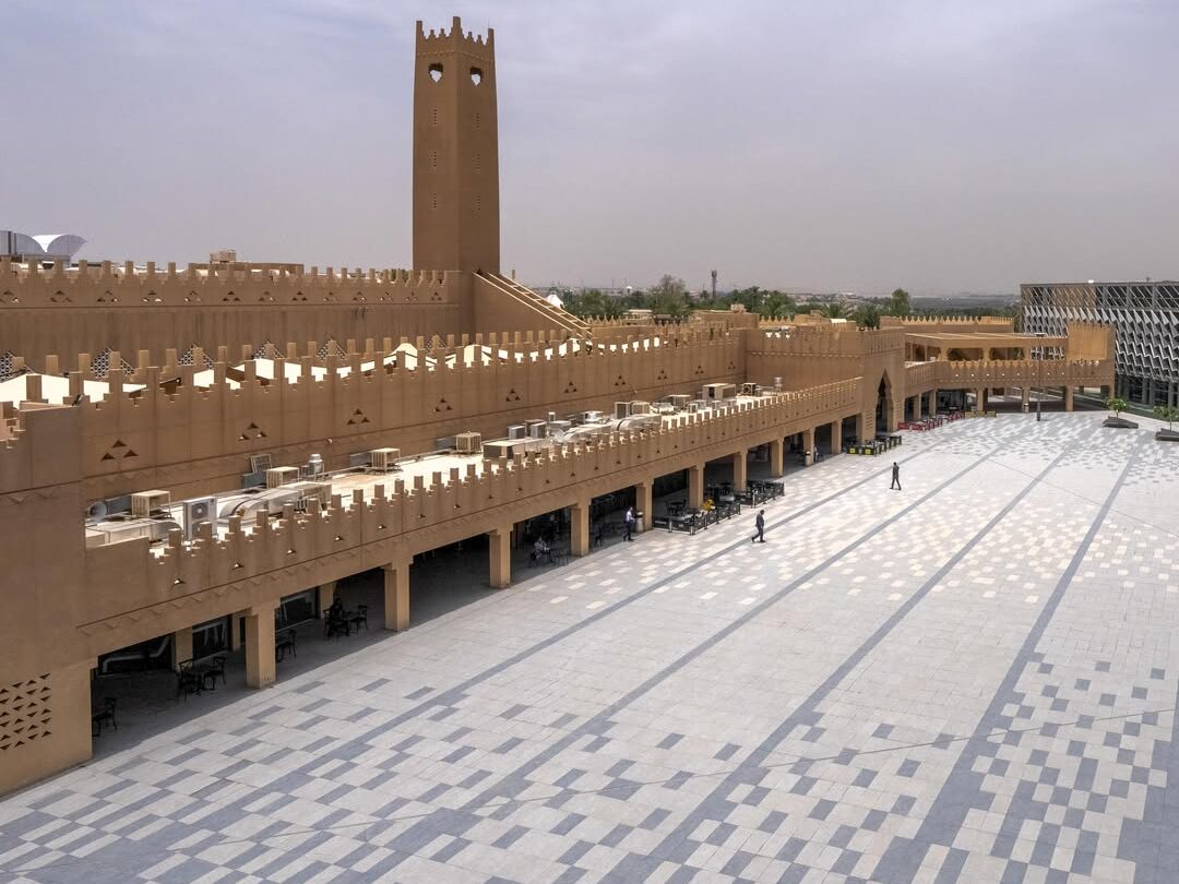 Almanea Company Celebrates the Opening of 6 Flagship showrooms in the ...