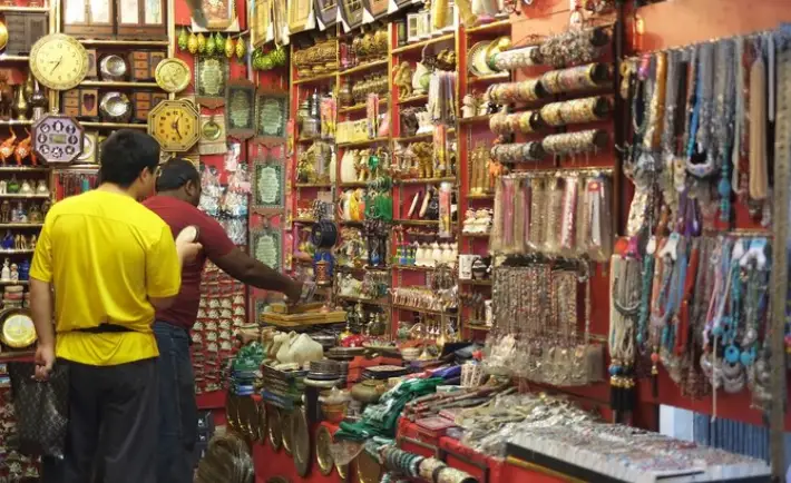 Explore Souk Al Zal: Riyadh's Iconic Heritage Market