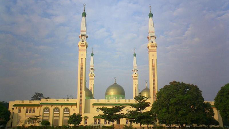 A Photographic Journey Of Africa’s Most Beautiful Mosques - Destination KSA