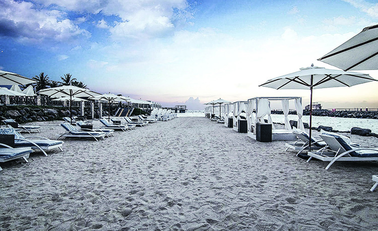 Beach Stays & Eats Obhur - Destination KSA